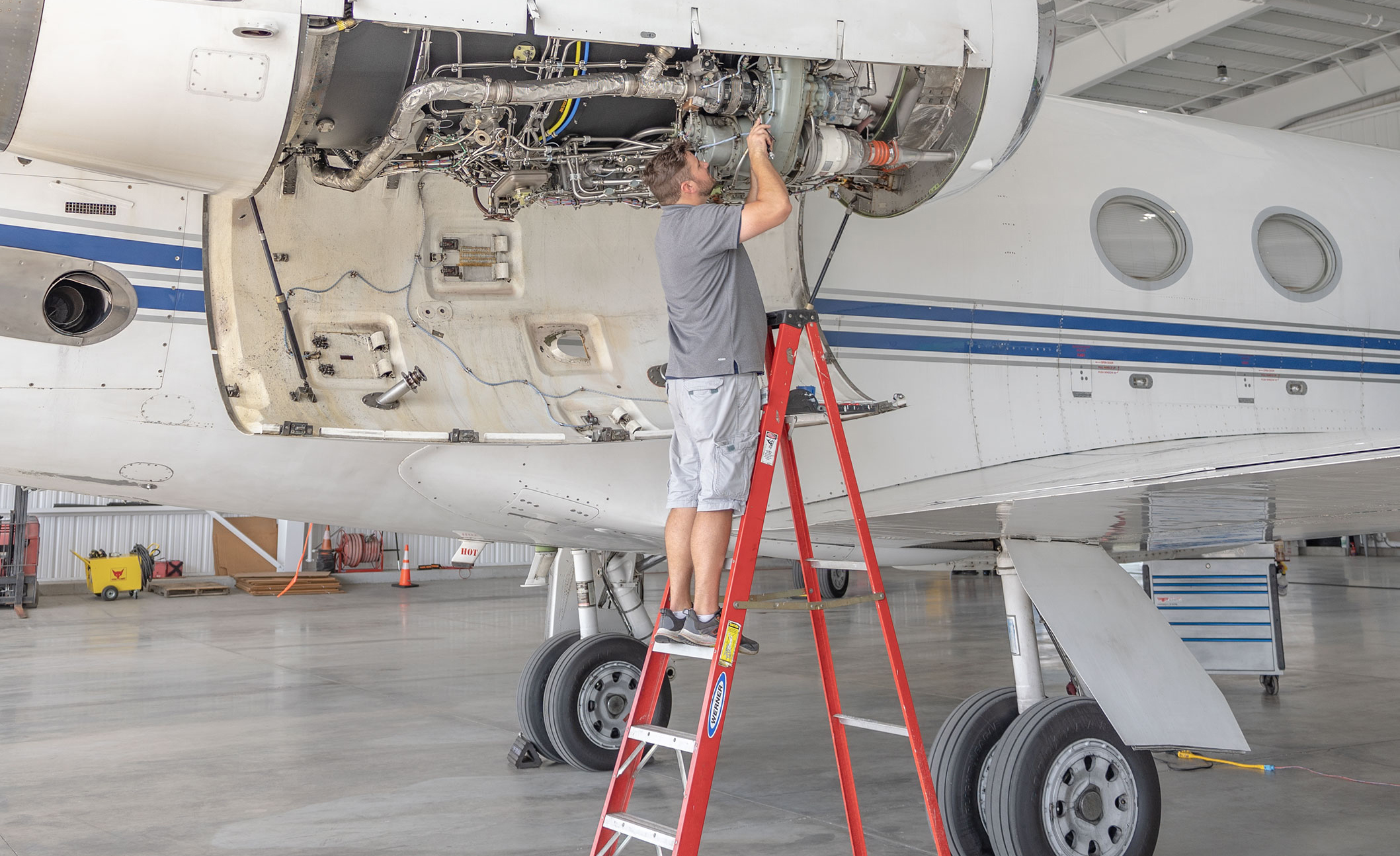 Luxury Private Jet Maintenance Fly Alliance