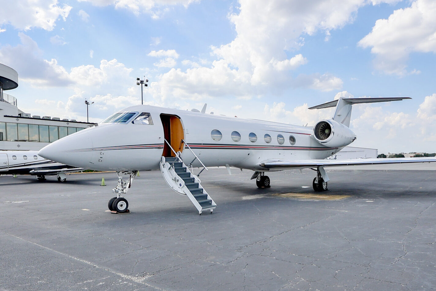 Heavy Jets | Fly Alliance