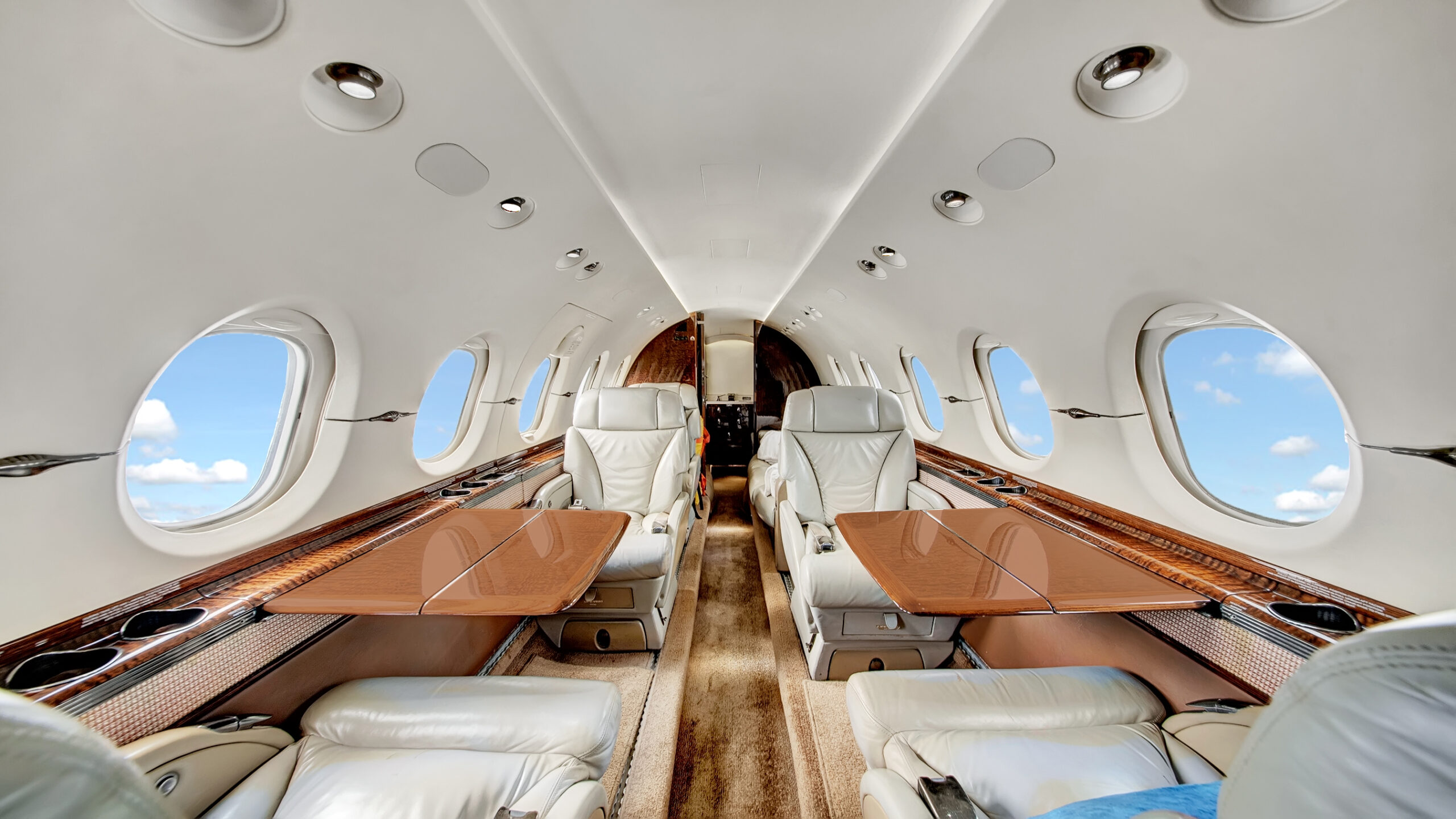 Hawker 800XP N310EJ | Fly Alliance