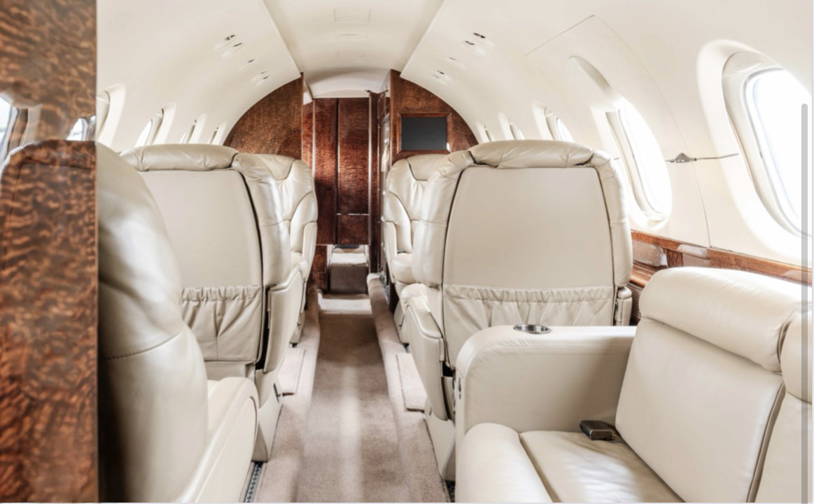 Hawker 800XP N417TM | Fly Alliance