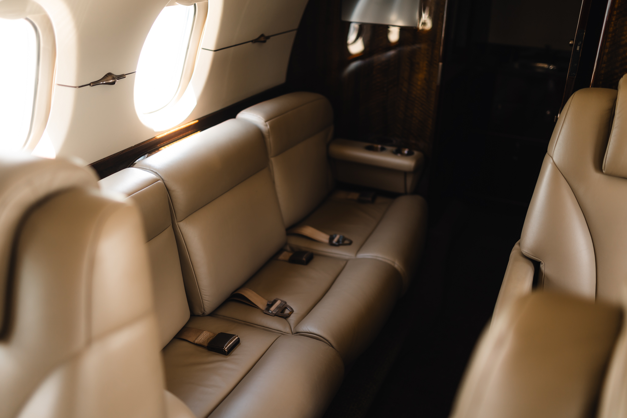 Hawker 800XP N989CL | Fly Alliance